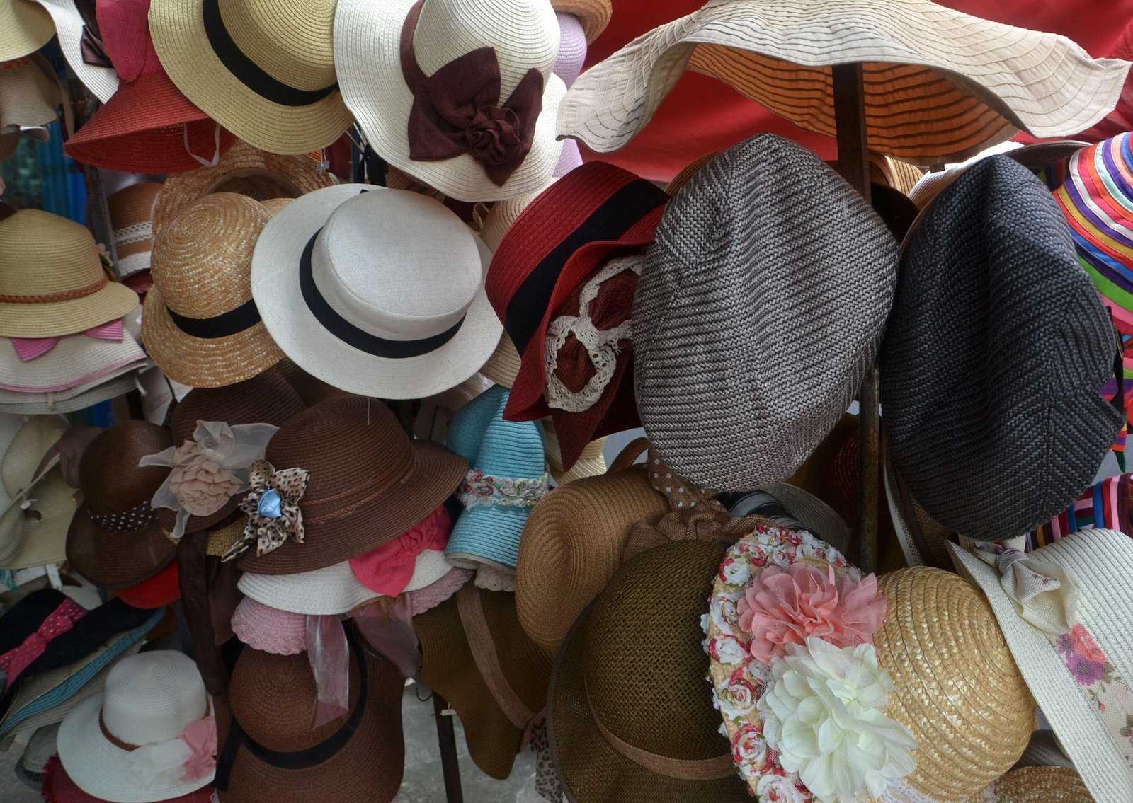 How Many Hats Do You Wear Ute s International Lounge
